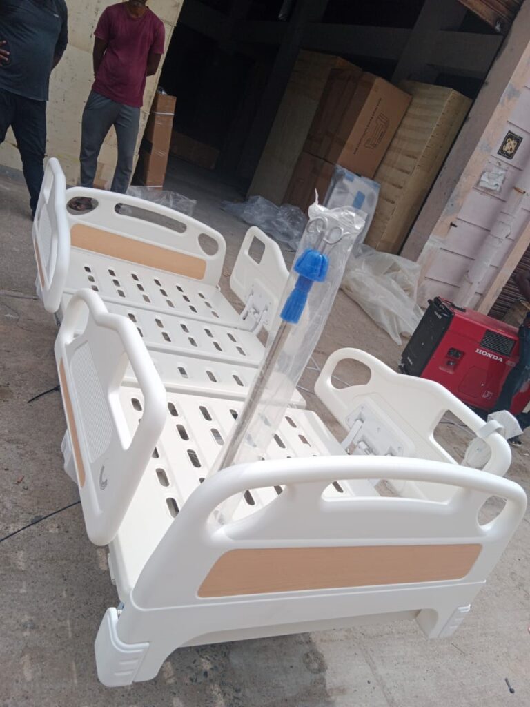 Motorised Hospital Beds – Uphealthy